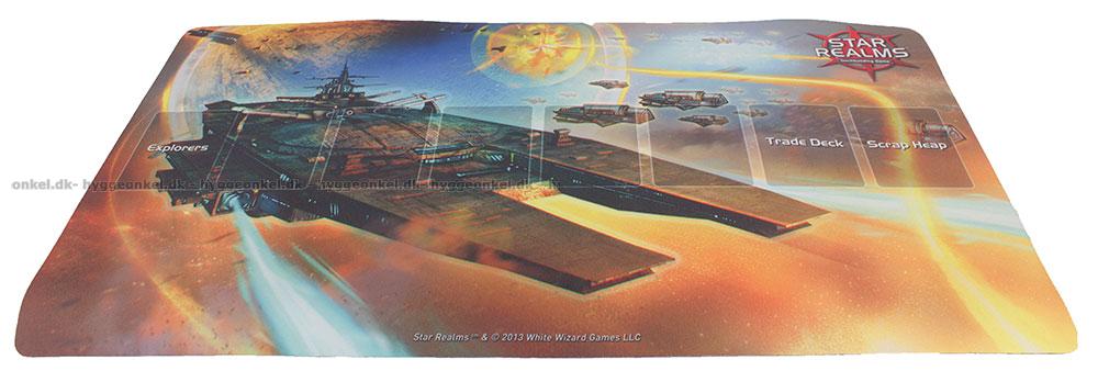 Kjøp Star Realms: War World - Playmat billig hos boardgamer ...